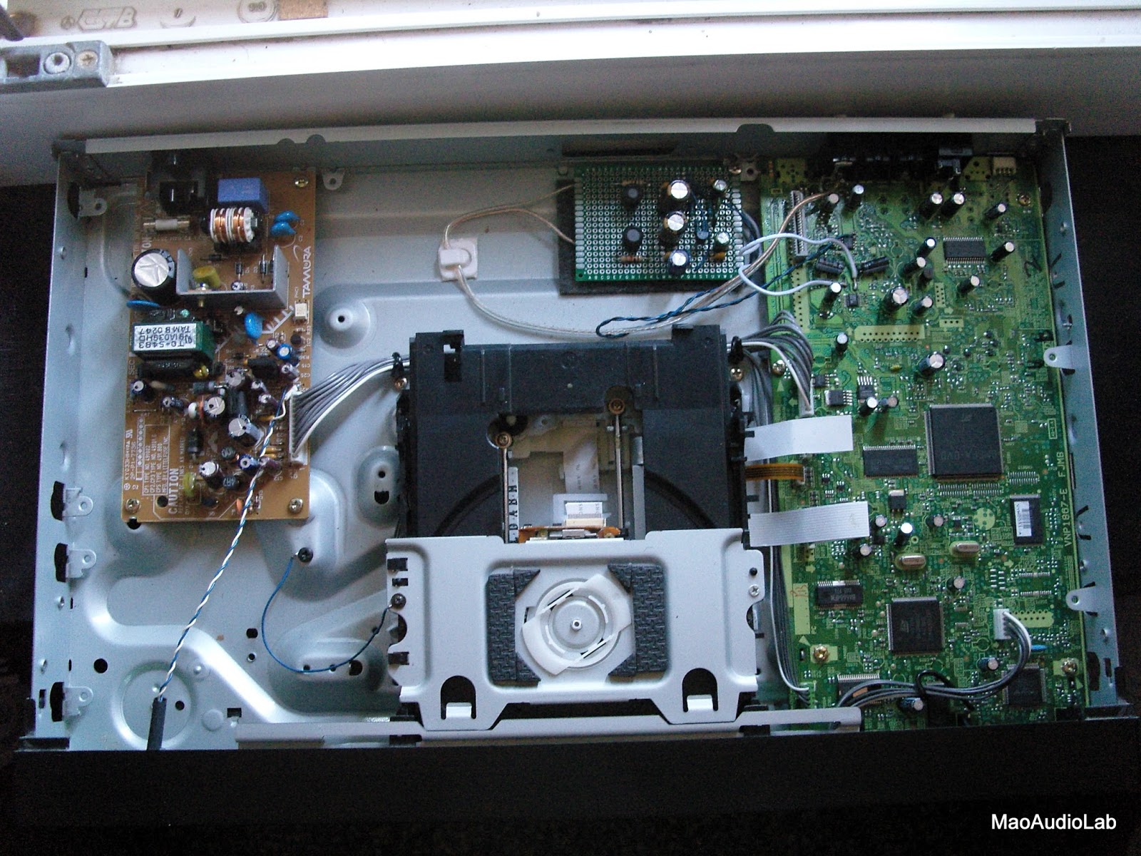 Mao Audiophile Modifications: Pioneer DV-350 tweak PCM1742 with ...