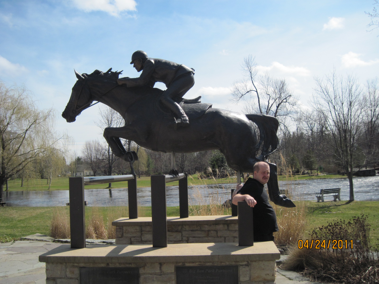 John Toft Basketry: Picnic in Perth, Ontario