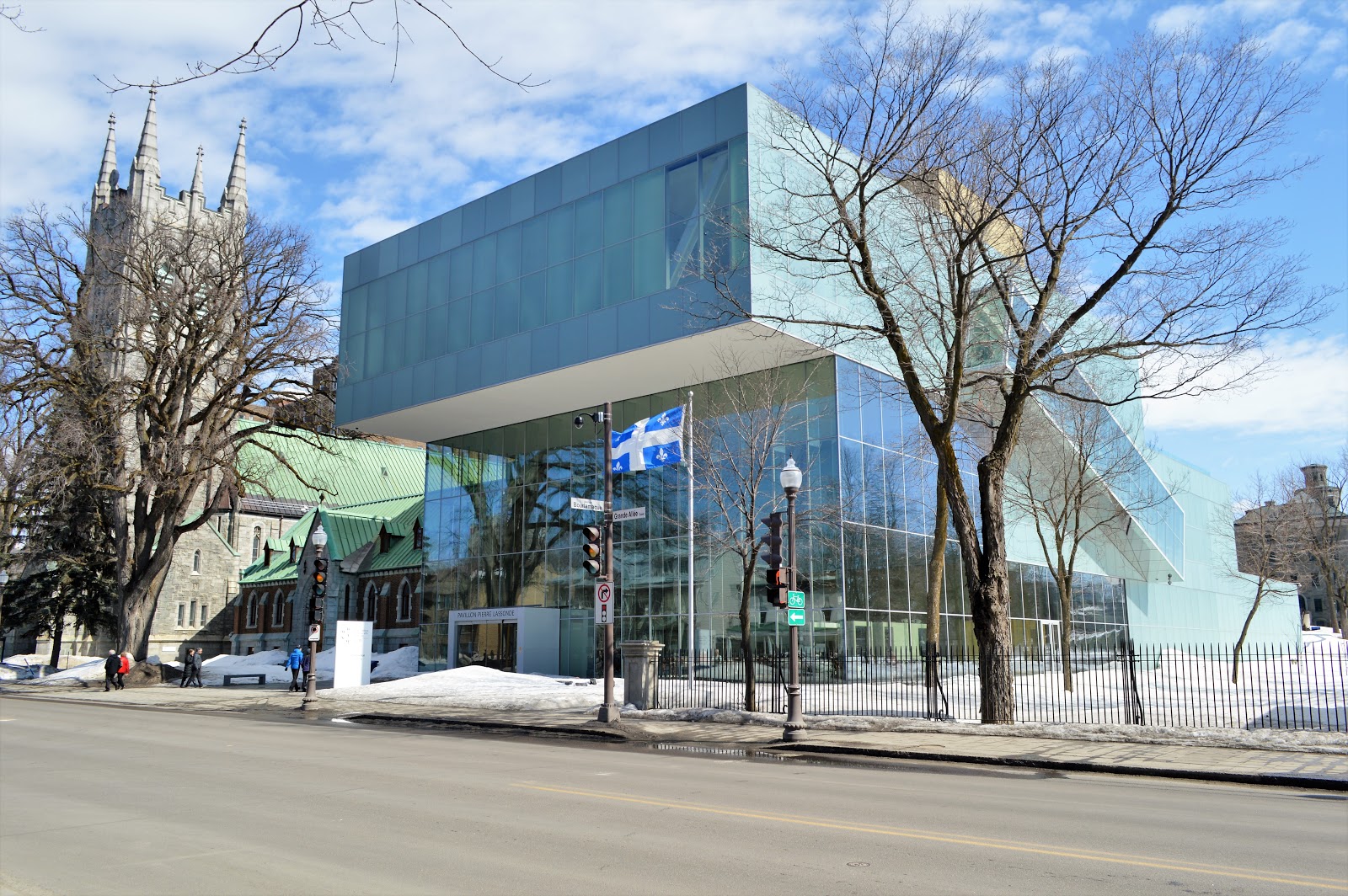 Le musée national des beaux-arts du Québec, et son nouveau pavillon ...