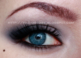 Madam Noire Makeup Studio: Classic black smokey eye
