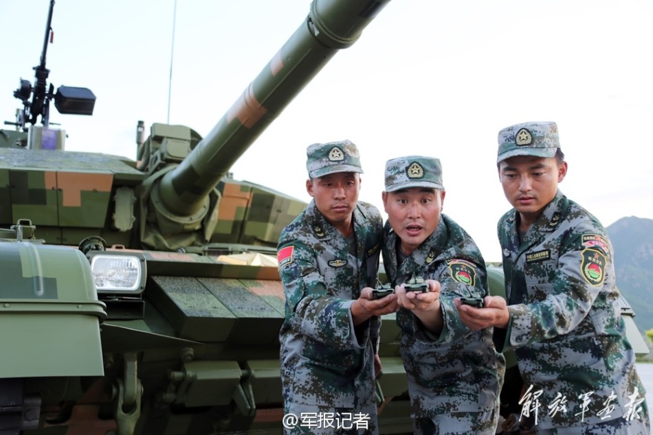 Asian Defence News: PLA newest 99A main battle tanks
