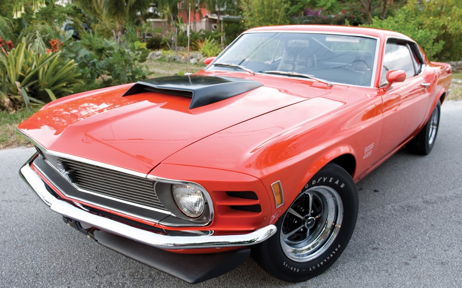 Red Car Hood Mod - WALLPAPERS 7T