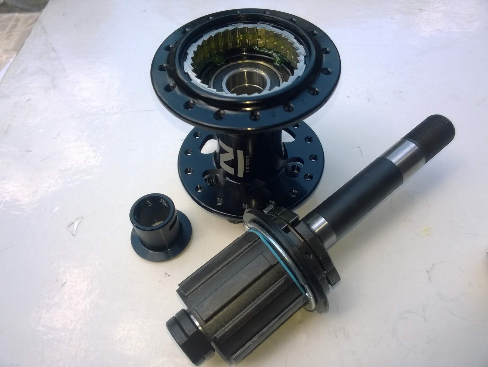 VeloTech - serwis rowerowy - sklep z częściami - profesjonalny montaż ...