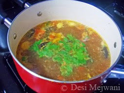 Poondu Rasam | Garlic Rasam Recipe - Desi Mejwani