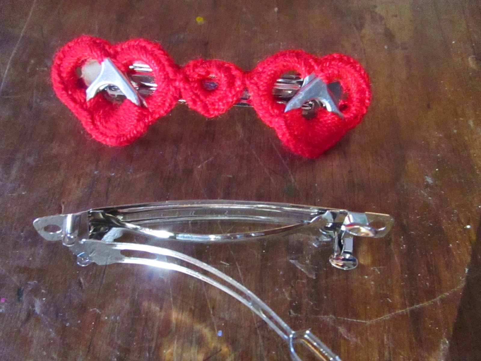 Reciclaje con Artesania: Gancho o traba para el cabello en anillas de ...