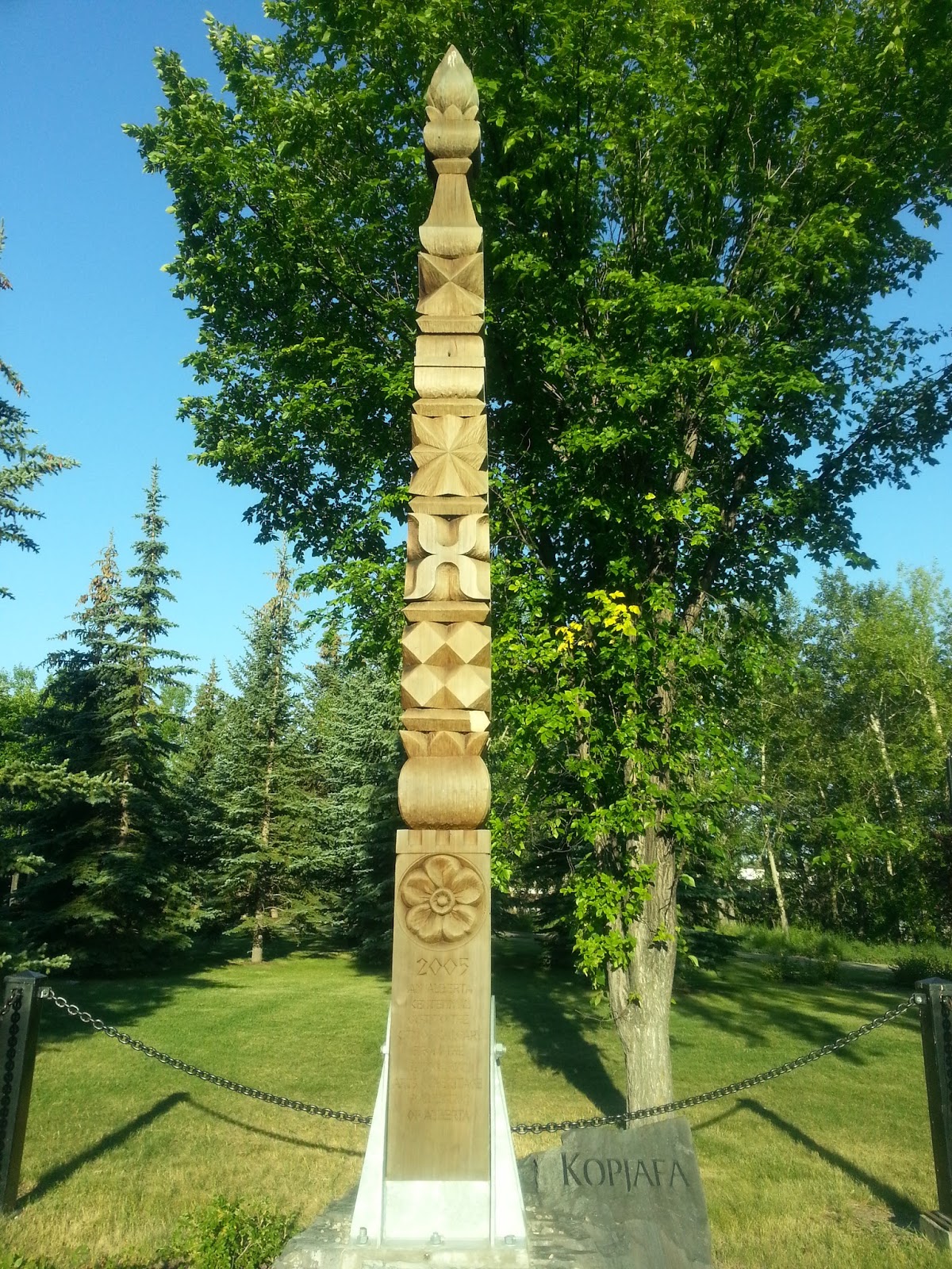 Walking Calgary: Monuments