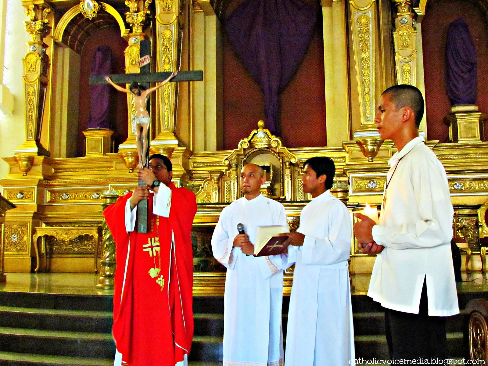 Catholic Voice Media: Good Friday - Veneration of the Cross