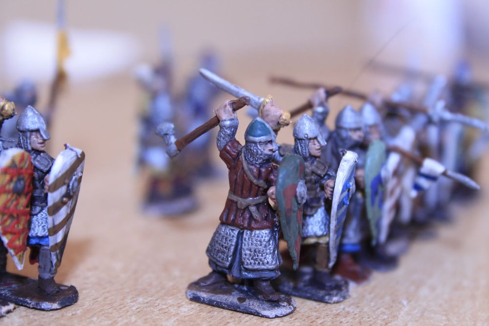 Tom's Miniatures in 1/72: Strelets M001+M039 Normans painted