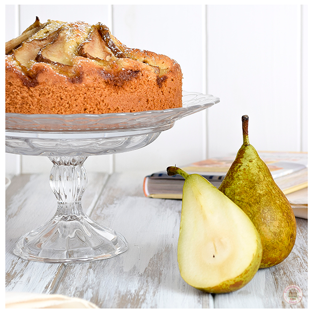 Pastel de peras conferencia y jengibre | Especialmente Dulce