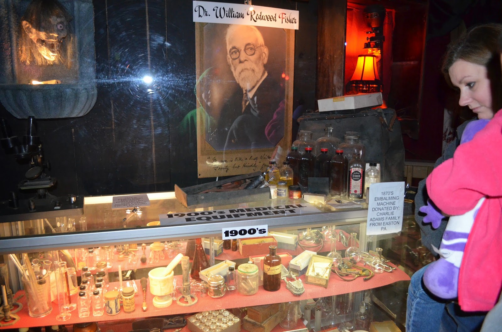 Wendy's trip log: Candle Shoppes of the Pocono's including GHOST monkey ...