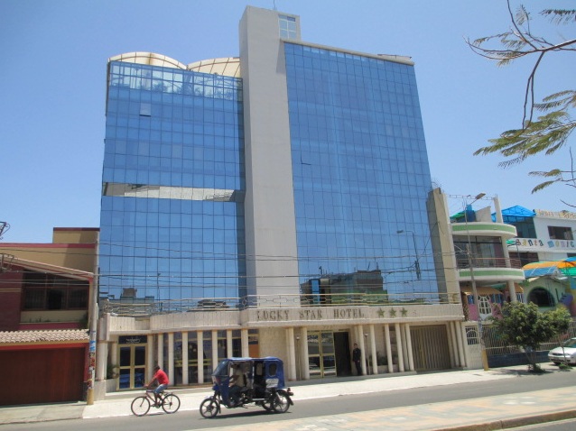 Fachadas y Casas: Fachadas de hoteles en Chiclayo
