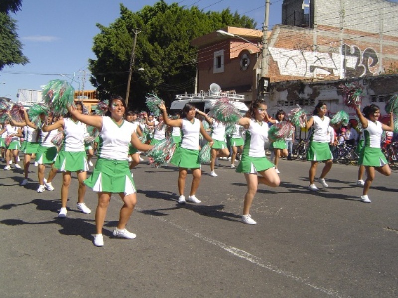 ed_lz: las chicas de la tabla ritmica =) jejejejejeje