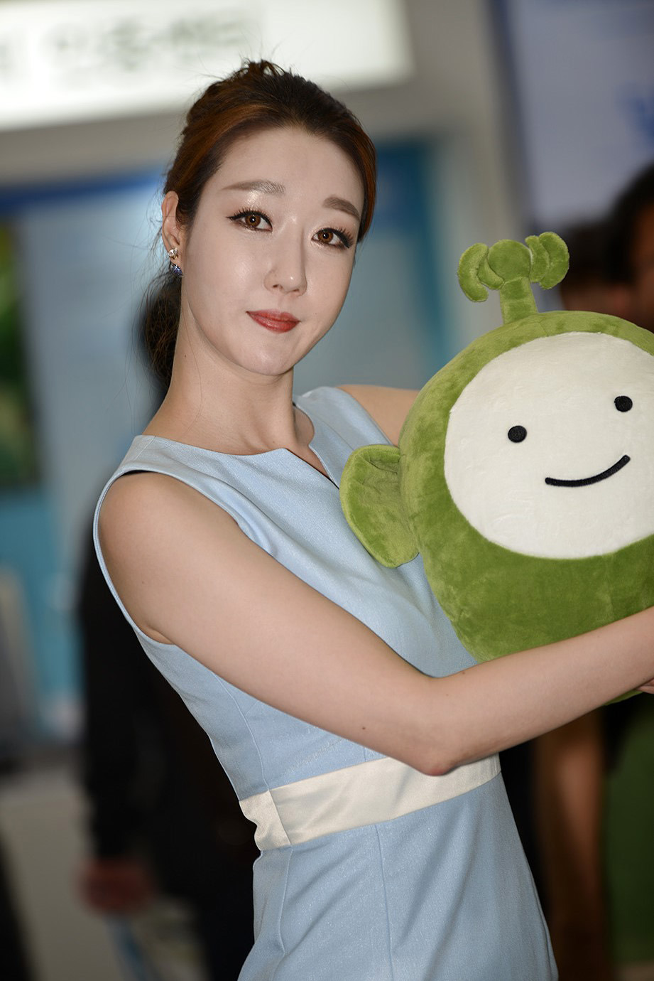 Korean Race Queens: Ye Ah Rin at KOBA 2016