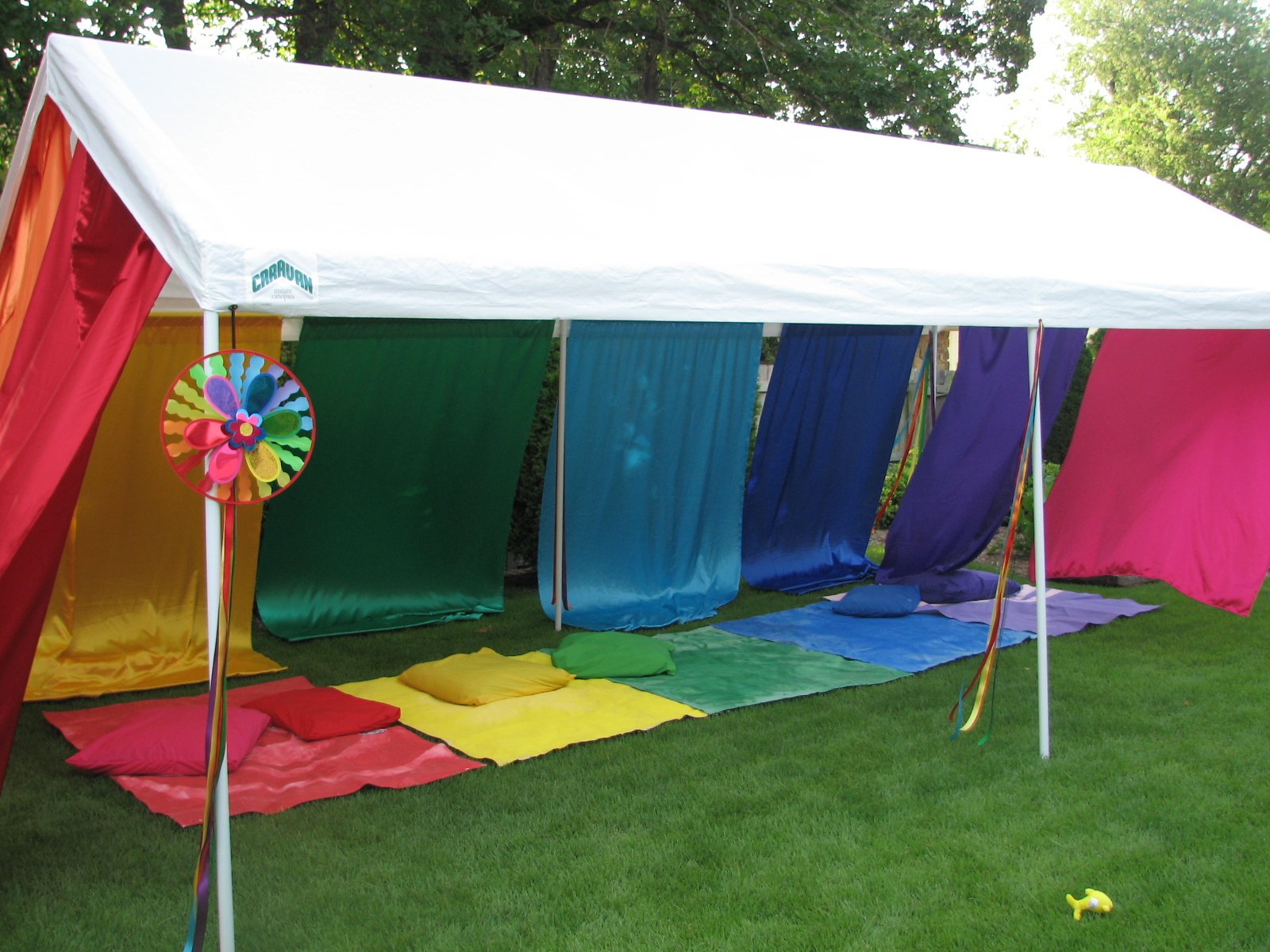 Clever Faeries: Rainbow Party: Decor