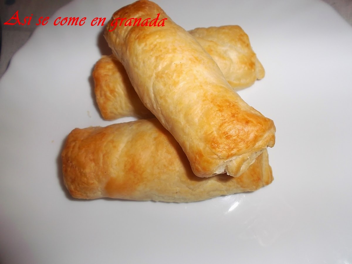 Así se come en Granada.: Gambas enrolladas en hojaldre