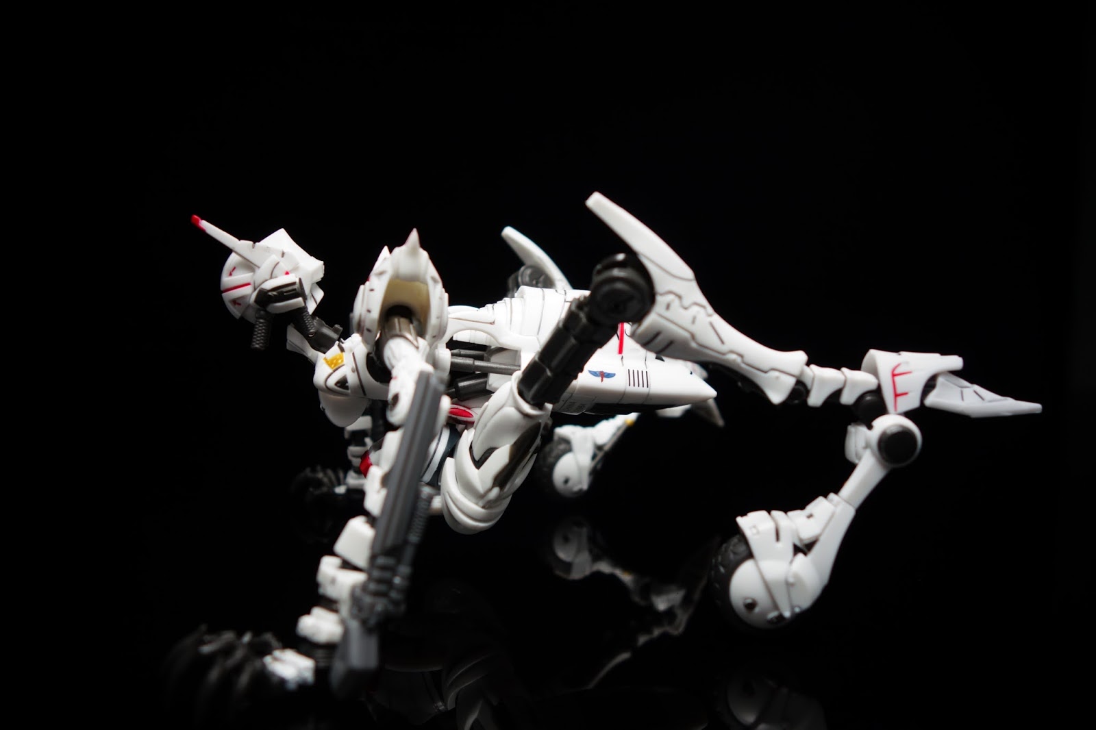 Gary Charm 魔術師的玩具 Blog : Knightmare Frame Alexander -- 亡國的 Akito @ The ...