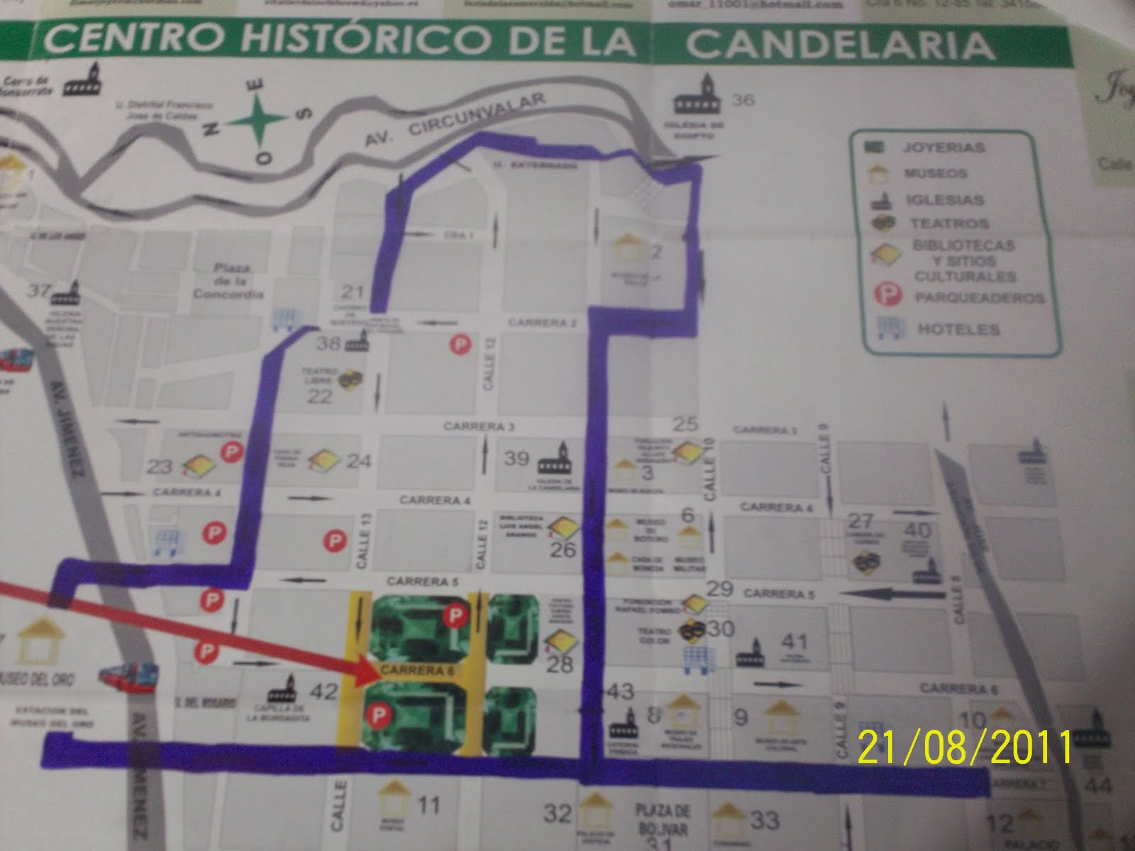 COLOMBIA: TURISMO Y PASIÓN: RECORRIDO POR LA CANDELARIA