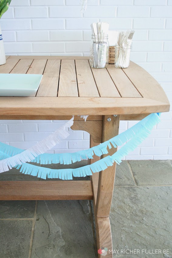 Crepe Paper Fringe Streamers {A Tutorial}