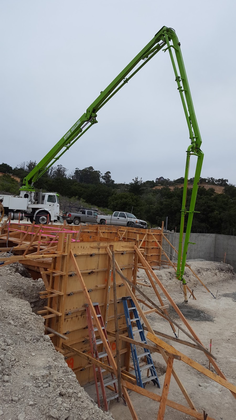 P.C. Whitaker Contruction: The single Waler system