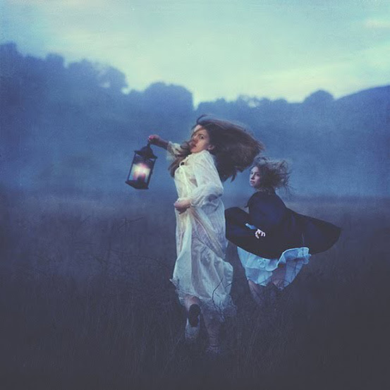 she's alice grey: whitewashed graves