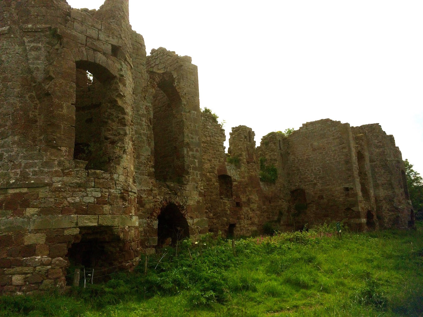 Days out in the Borders : Twizel Castle