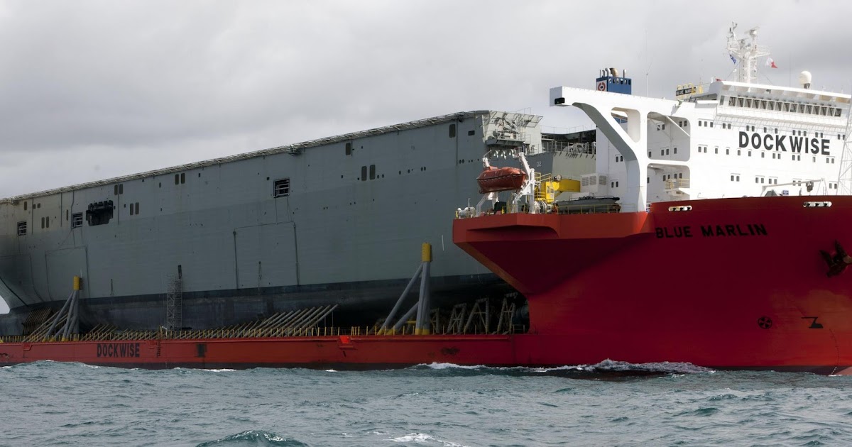 El MV Blue Marlin culmina con éxito el traslado del LHD Camberra hasta ...