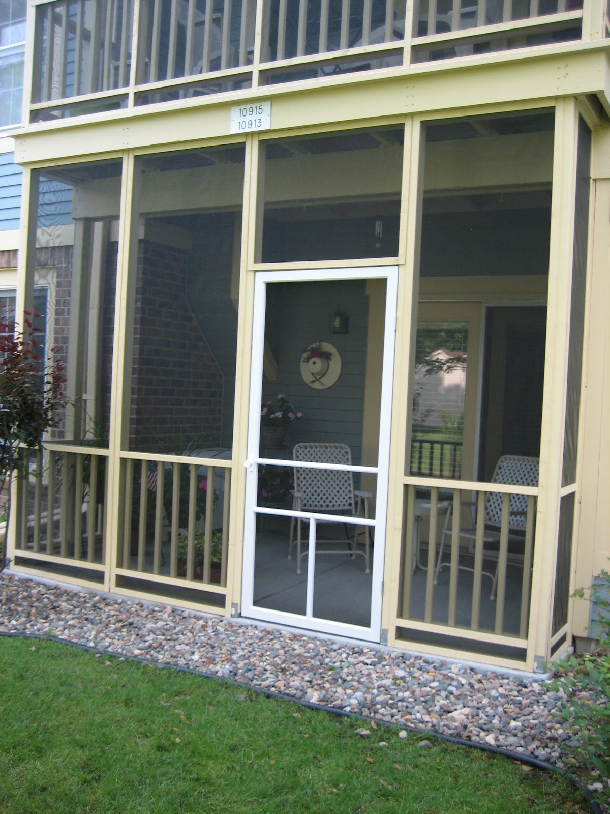 News from DD4's Cottage: My Screened Porch Is Finished!