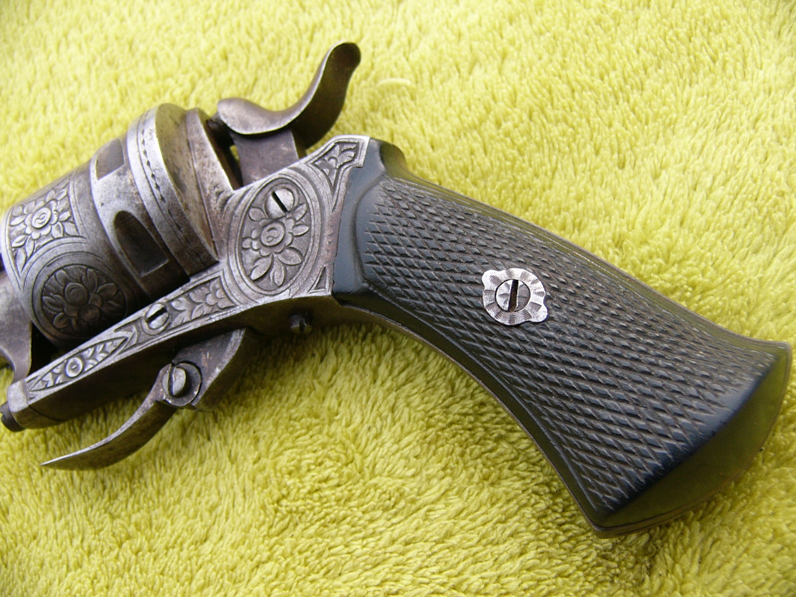 Sbírka historických zbraní: Belgian revolver for Austria-Hungary ...