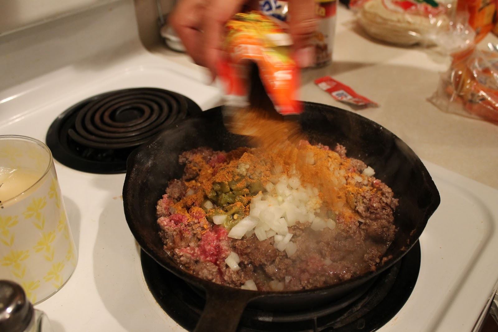 Teddy Tries It!!: Gary's Frito Burritos