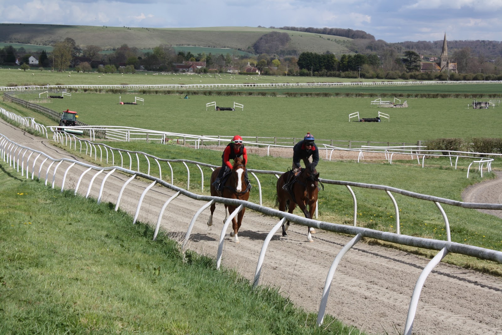 Simon Earle Racing: Cheltenham and work yesterday