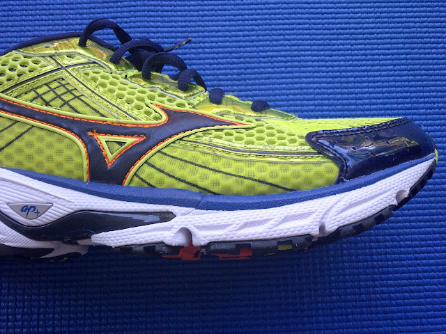 Bicolano Penguin: MIZUNO WAVE RIDER 15: WELCOME TO MEZAMASHII