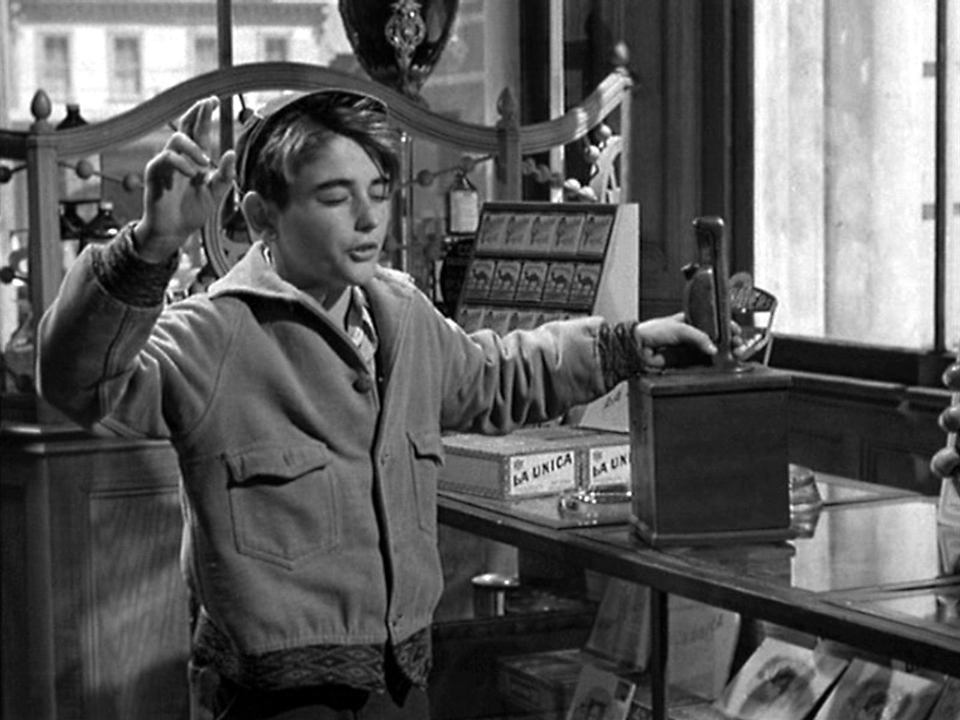 The Bedford Falls Sentinel - An It's a Wonderful Life Blog: Mr. Gower's ...