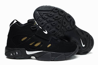 nike air diamond turf 2 ii: Nike Air Diamond Turf –the first color