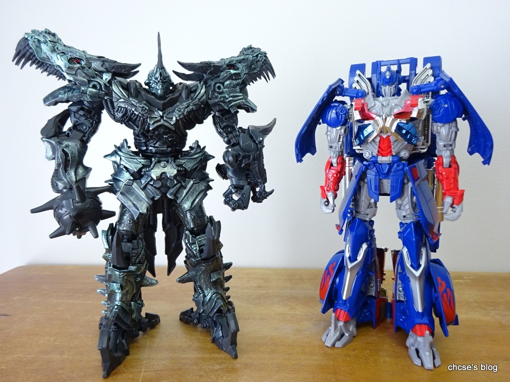 ChCse's blog: Toy Review: Transformers Generations Studio Series Grimlock