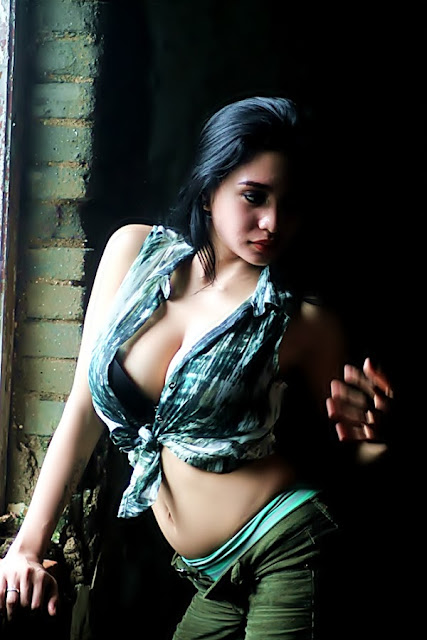 Foto Seksi Bibie Julius Toket Gede Montok