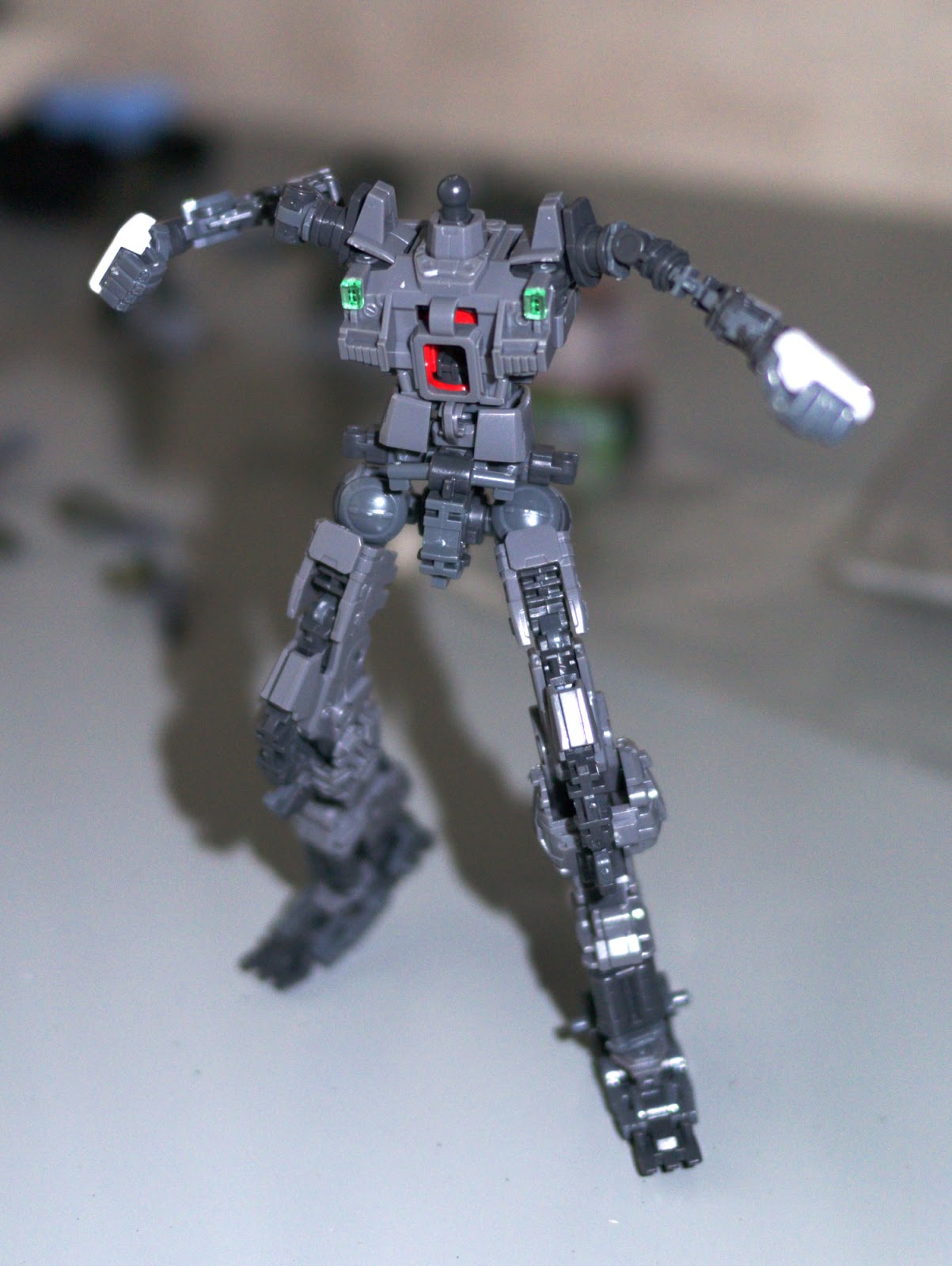 Iron Legion: 260: Mobile Suit Gundam - Assemble