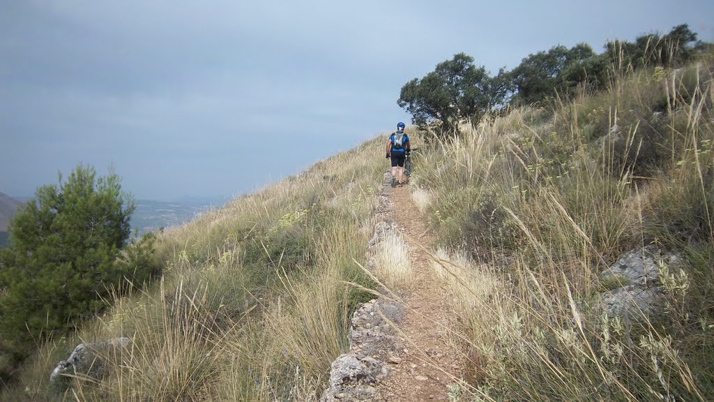 Loma Linda y Bicimoraleda Experience: El Monte Hacho y Los Infiernos