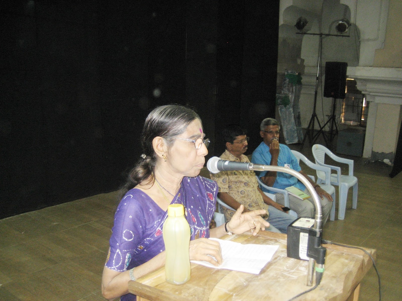 இலக்கியா: சேர்ந்திசை நுணுக்கங்களை அள்ளி அள்ளித்தந்தவர் எம்.பி.சீனிவாசன்