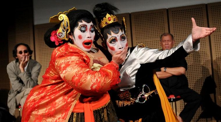 Tata Rias Dalam Seni Teater - RUMAH TEATER