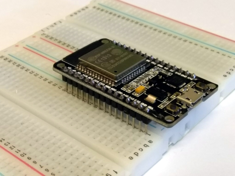 Lucstechblog Breadboard Hack For Esp32 And Esp8266