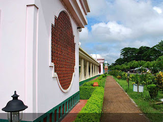 Masjid all over the world: Baitul aman jame-masjid or Guthia mosque