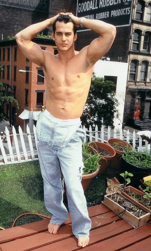 Only Feet: Mark Mortimer