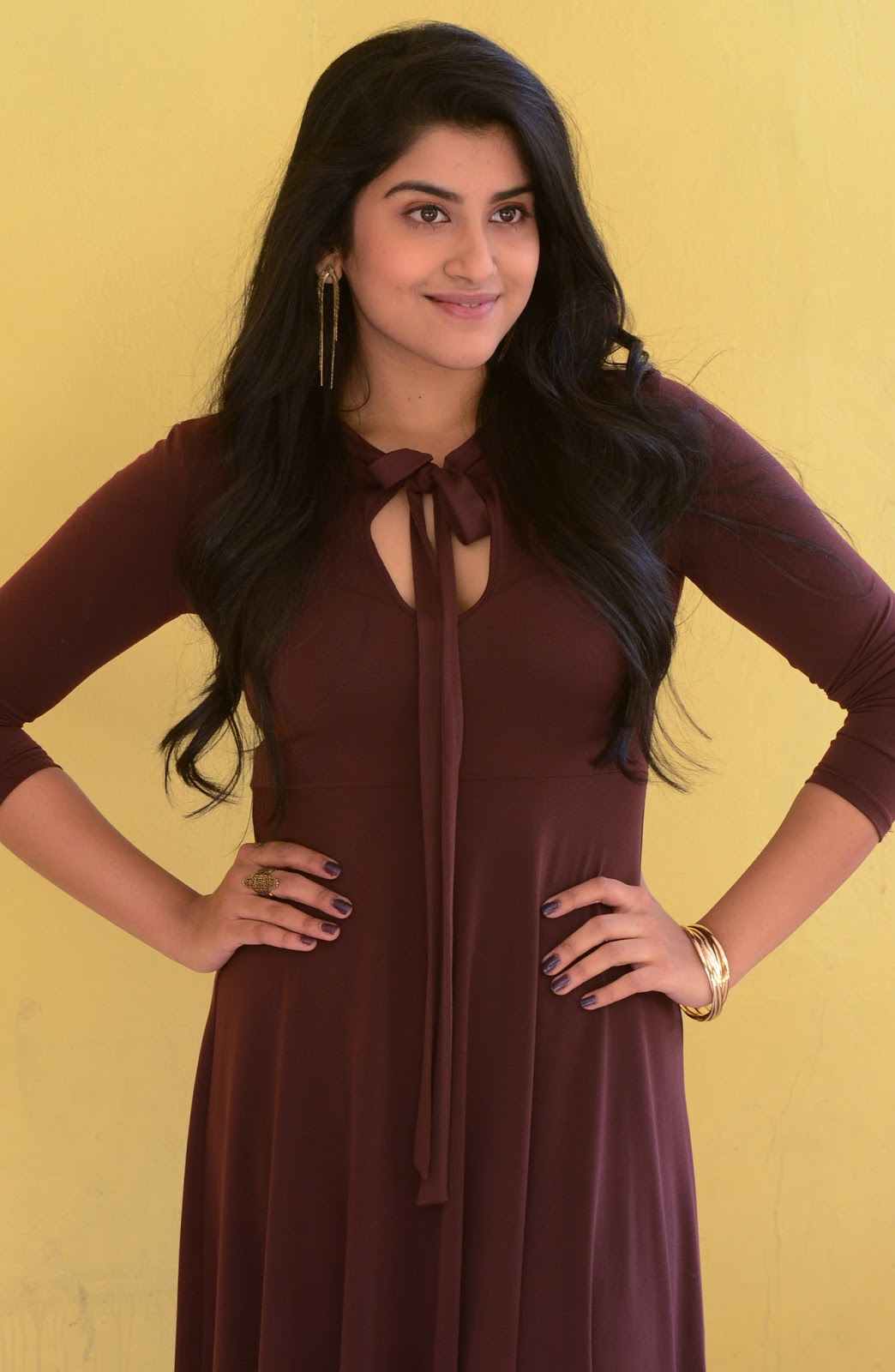 Heroin MANISHA RAJ Hot Stills - Catura News