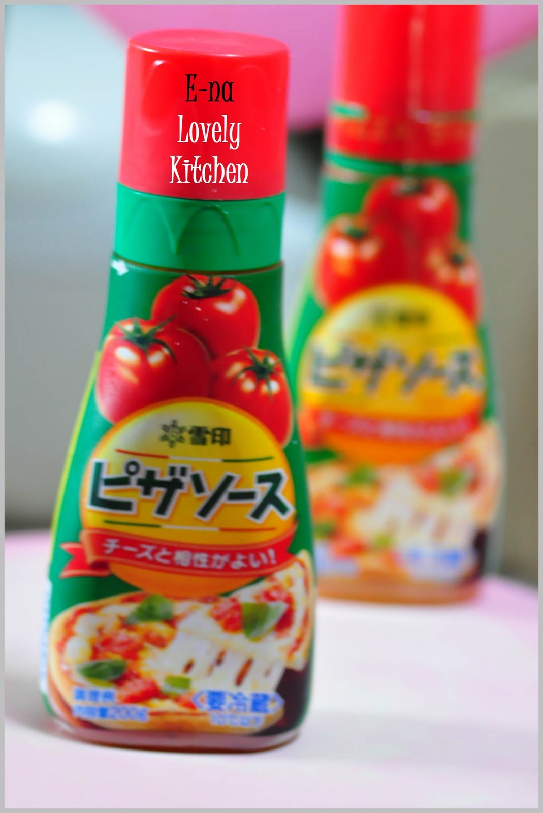 E-NA LOVELY KITCHEN ^_^: Pizza Mudah dari Bun Burger dan Sos Pizza di Jepun