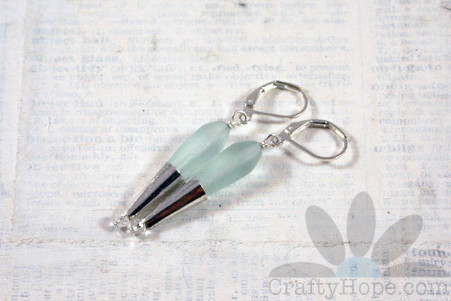 CraftyHope: Frozen Earrings for We're All Ears