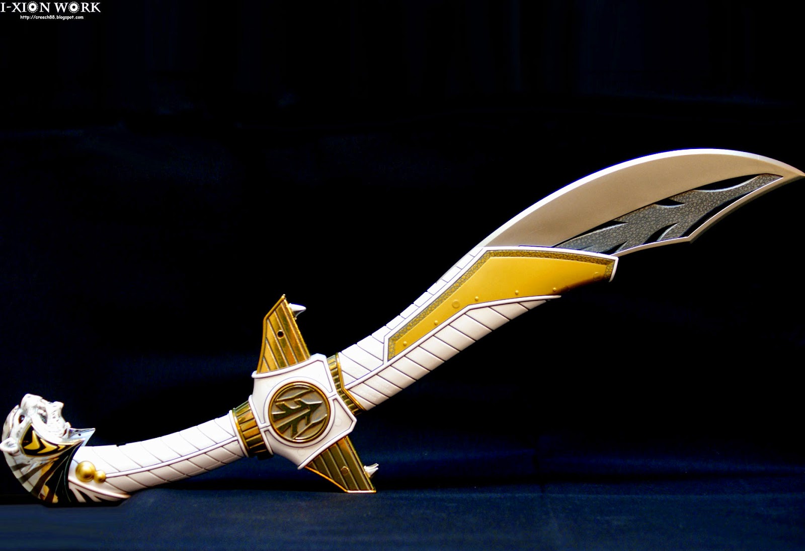 一眼看穿: Power Rangers - Legacy Saba Talking Tiger Saber / 白虎真劍