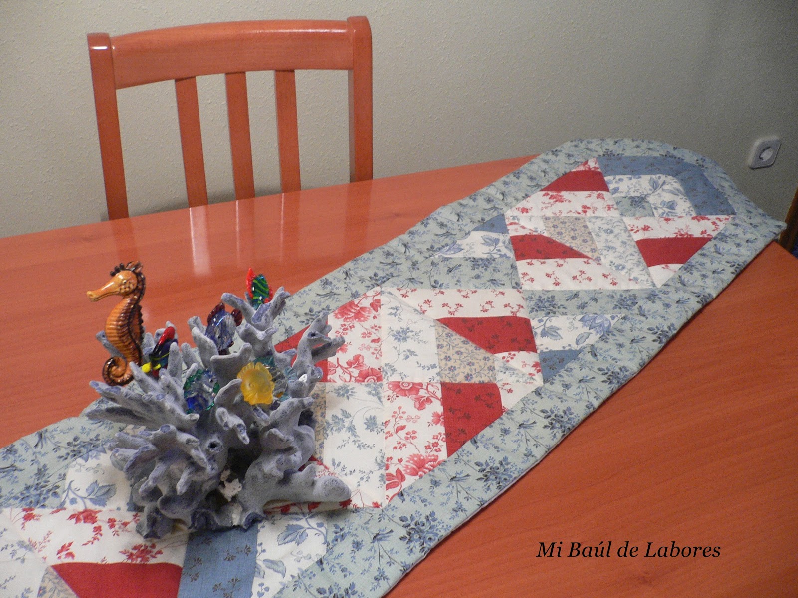 MI BAÚL DE LABORES: CAMINOS DE MESA DE PATCHWORK...