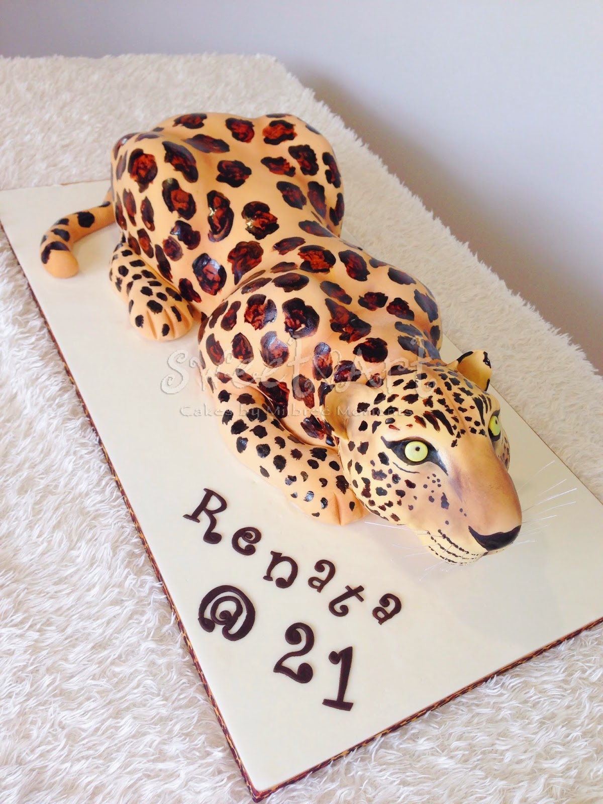 Sweet Art Cakes by Milbreé Moments: 3D Leopard Cake