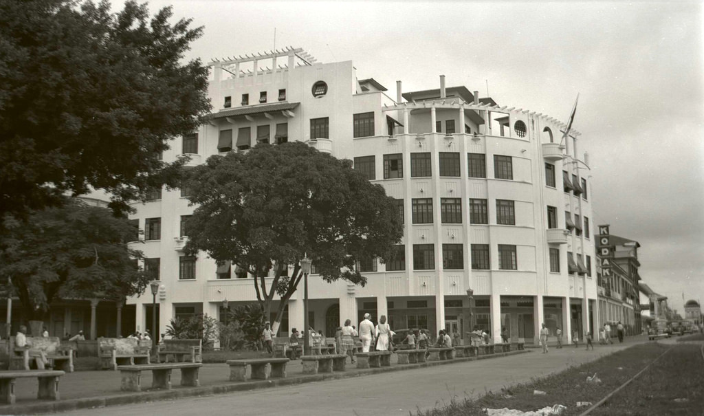 43 Rare Snapshots Document Everyday Life of Panama in the Early 1940s ...
