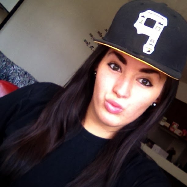 Beauty Babes Mlb Selfie Edition Pittsburg Pirates Sexy Baseball Fans Selfshots That Show